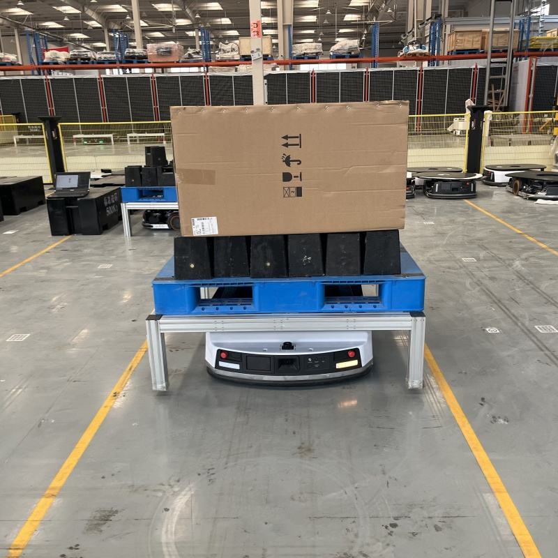 Autonomní Mobilní Robot FlexiLift 1000kg | SVĚT-ROBOTŮ.CZ – www.svet ...